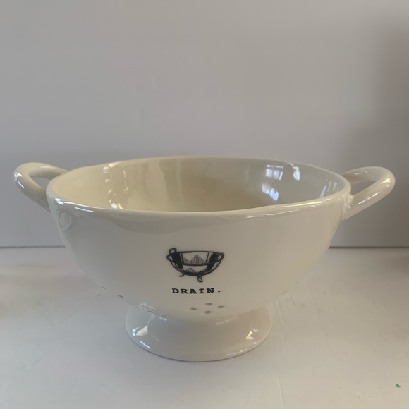 Rae Dunn | Kitchen | Nwot Rae Dunn Ceramic Drain Strainercolander Hard ...